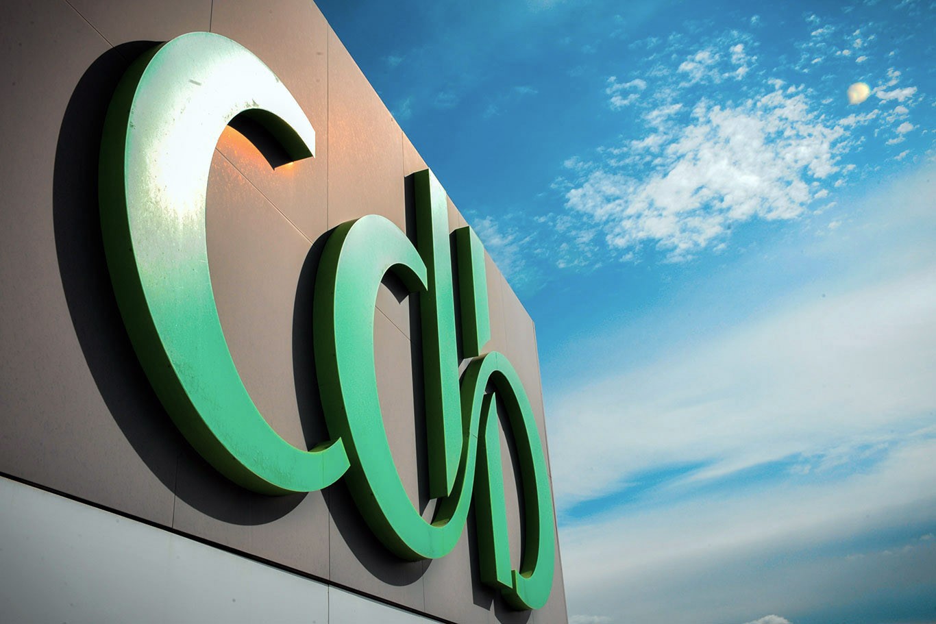 Bank Transfers in Cyprus | cdb Bank